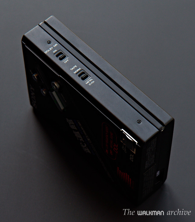 SONY WM-DD100 Boodo Khan - The Walkman Archive